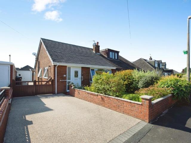 2 bedroom bungalow for sale