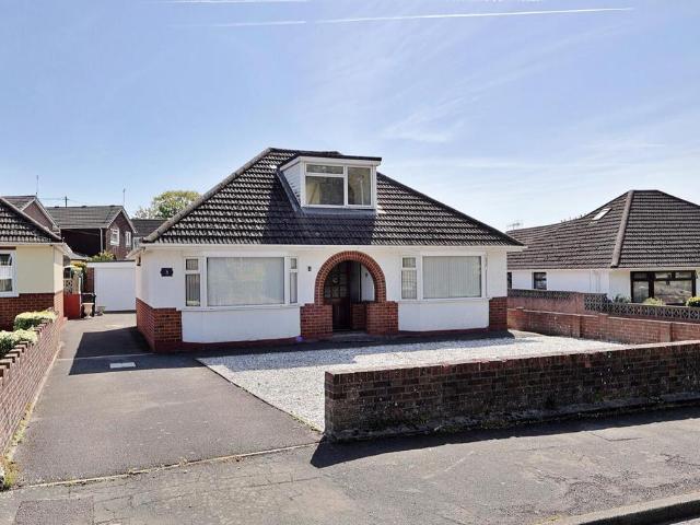 2 bedroom bungalow for sale