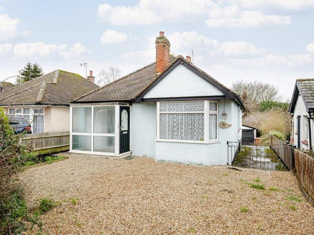 2 bedroom bungalow for sale