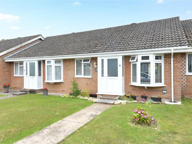 2 bedroom bungalow for sale