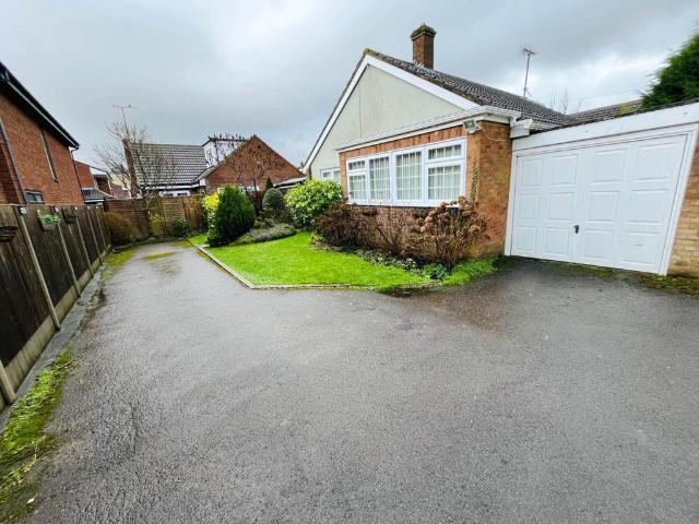 2 bedroom bungalow for sale