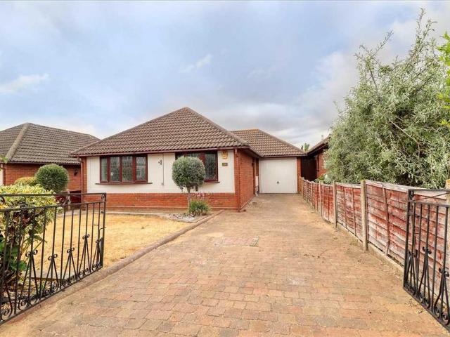 2 bedroom bungalow for sale