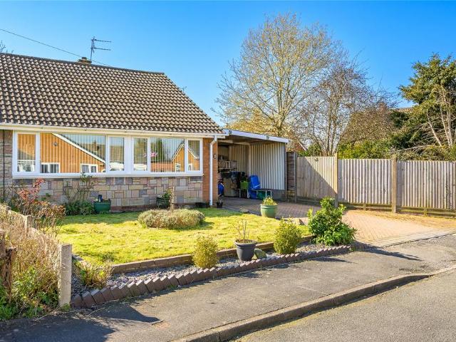 2 bedroom bungalow for sale