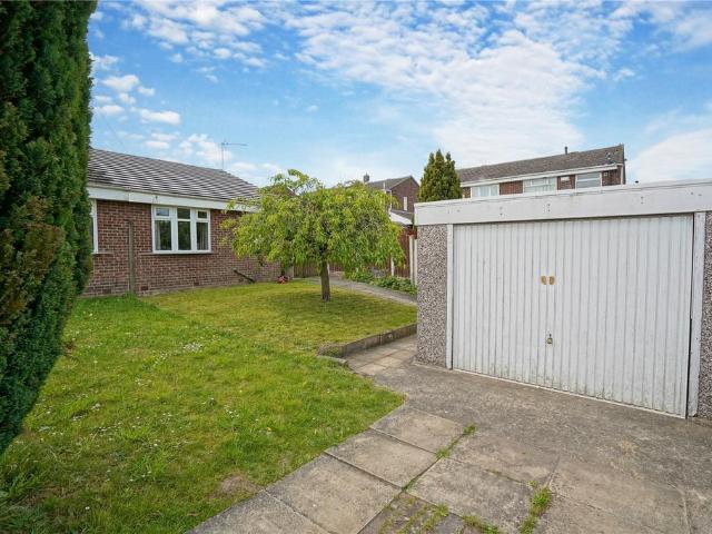 2 bedroom bungalow for sale