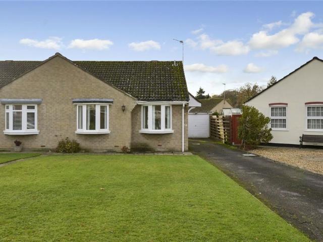 2 bedroom bungalow for sale