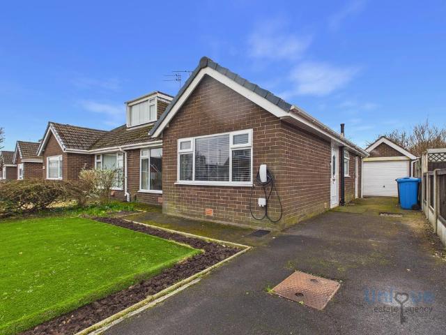 2 bedroom bungalow for sale