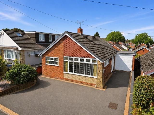 2 bedroom bungalow for sale