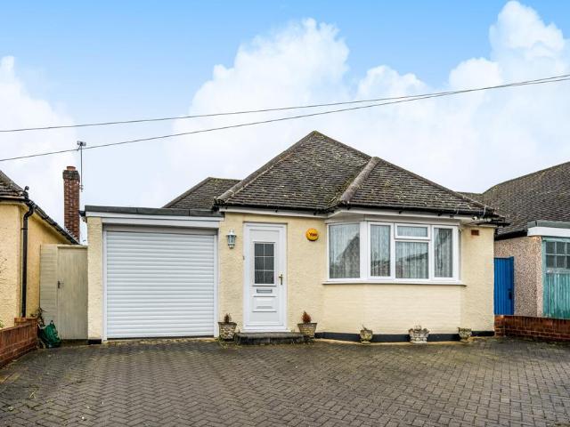 2 bedroom bungalow for sale