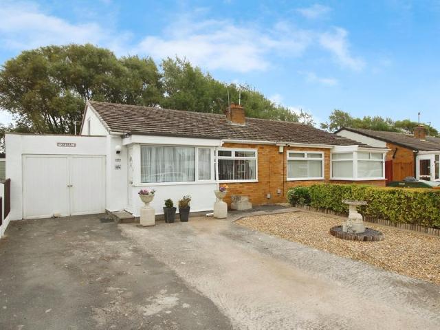 2 bedroom bungalow for sale