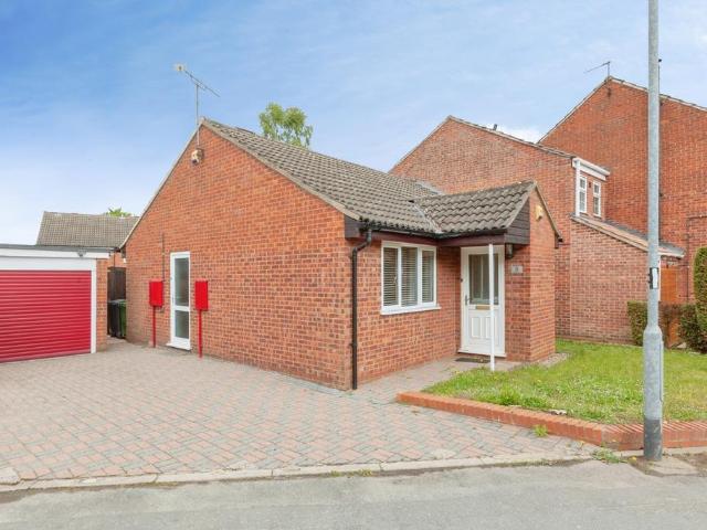 2 bedroom bungalow for sale