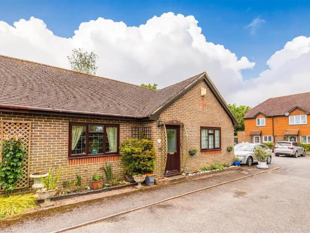 2 bedroom bungalow for sale