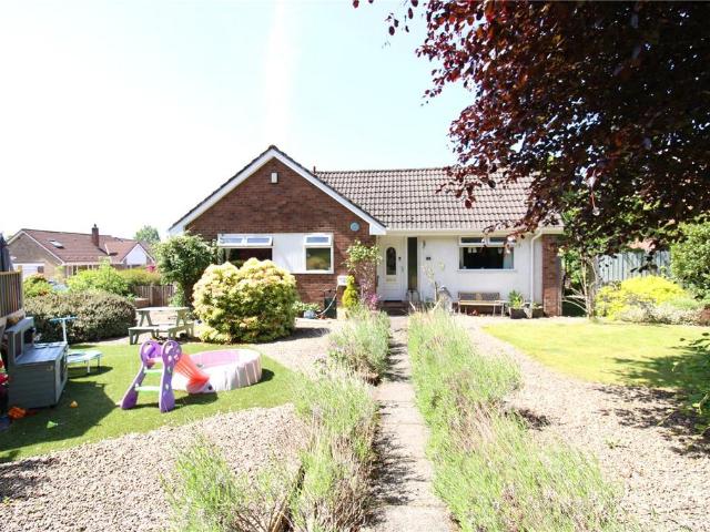 2 bedroom bungalow for sale