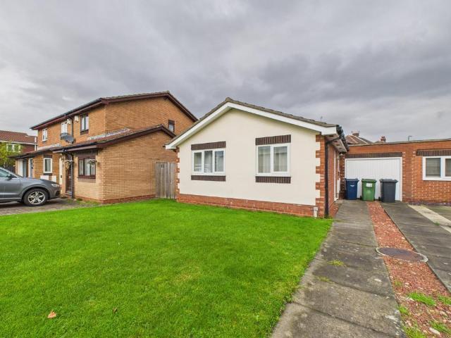 2 bedroom bungalow for sale