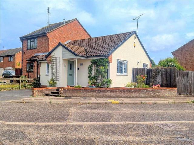 2 bedroom bungalow for sale