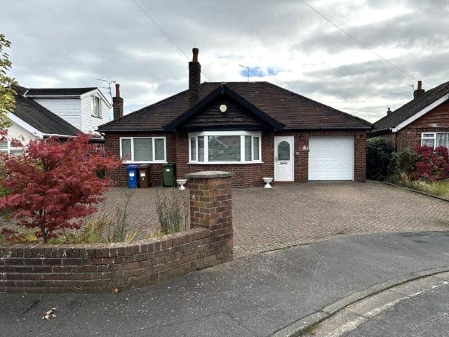 2 bedroom bungalow for sale