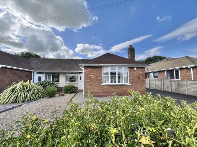2 bedroom bungalow for sale