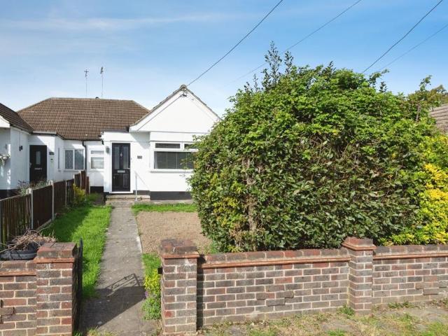2 bedroom bungalow for sale