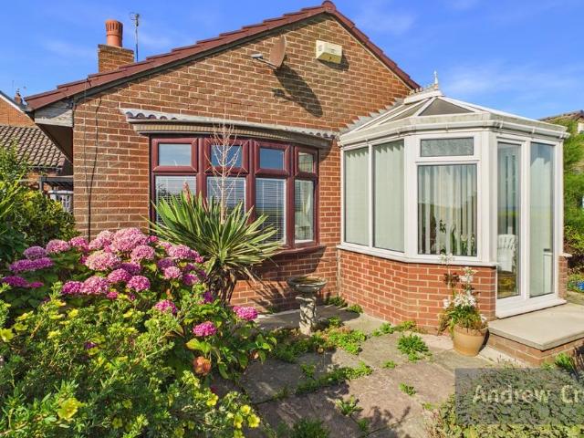 2 bedroom bungalow for sale