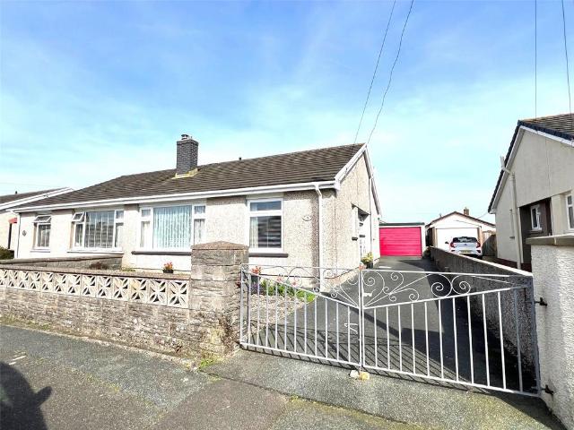 2 bedroom bungalow for sale