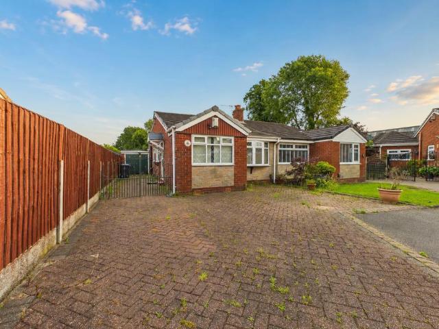 2 bedroom bungalow for sale