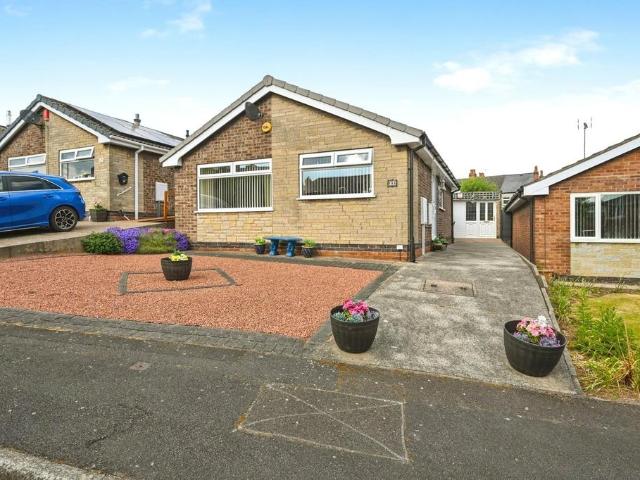 2 bedroom bungalow for sale