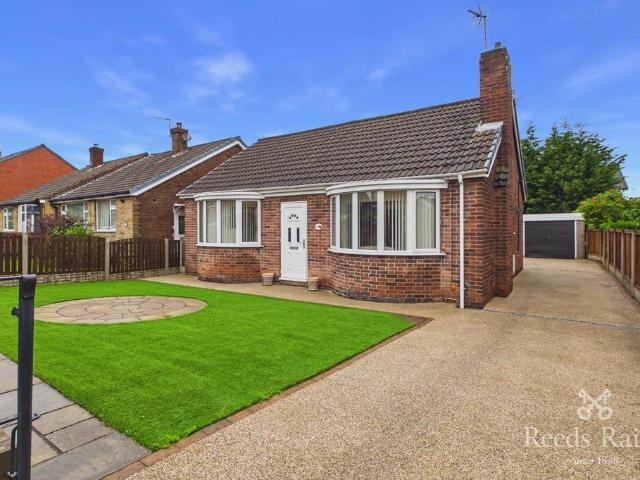 2 bedroom bungalow for sale