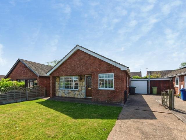 2 bedroom bungalow for sale