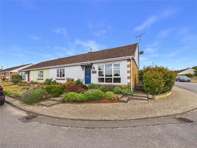 2 bedroom bungalow for sale