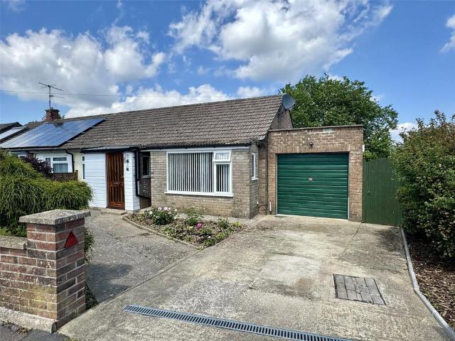 2 bedroom bungalow for sale