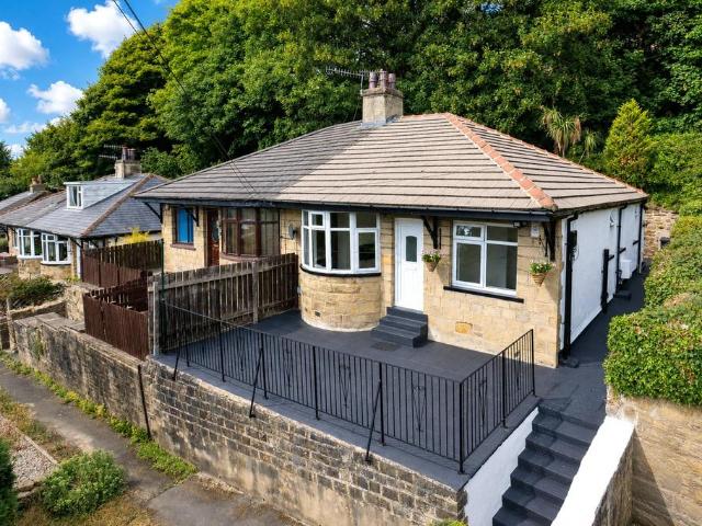 2 bedroom bungalow for sale