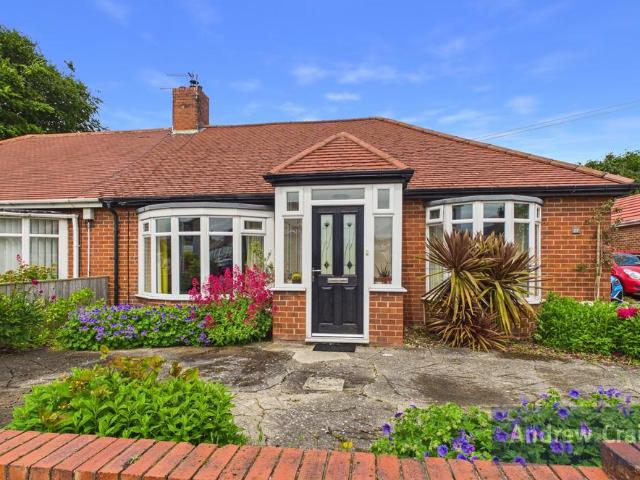 2 bedroom bungalow for sale