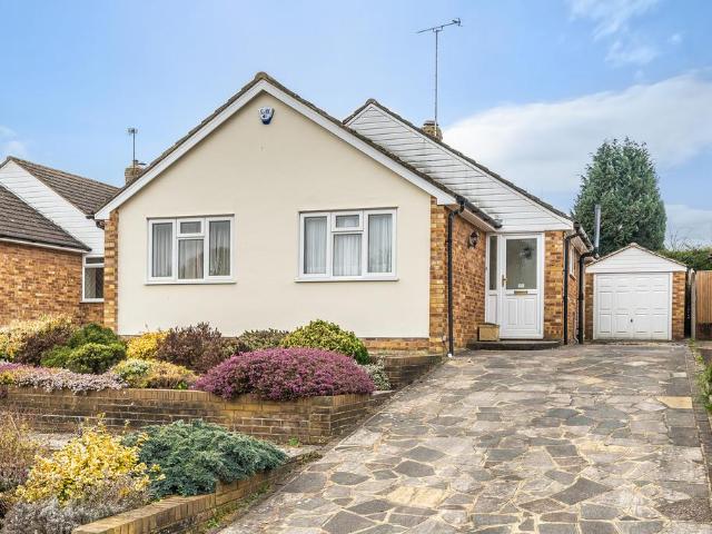 2 bedroom bungalow for sale