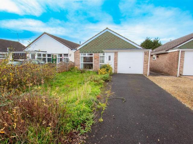 2 bedroom bungalow for sale