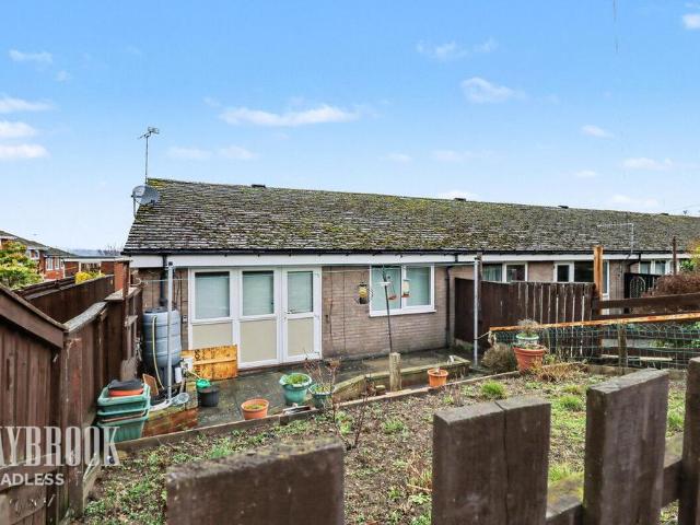 2 bedroom bungalow for sale