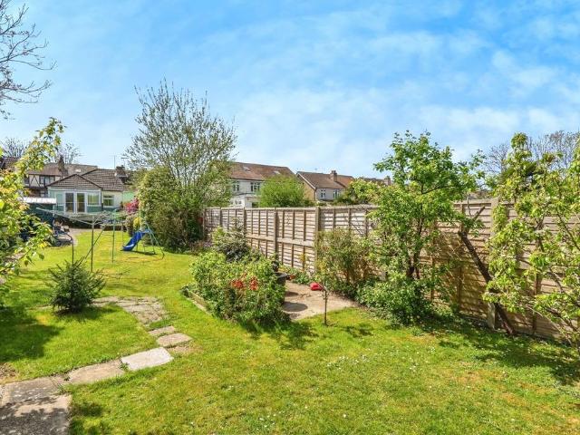 2 bedroom bungalow for sale