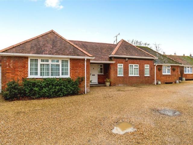 2 bedroom bungalow for sale