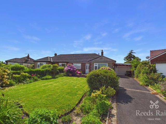 2 bedroom bungalow for sale