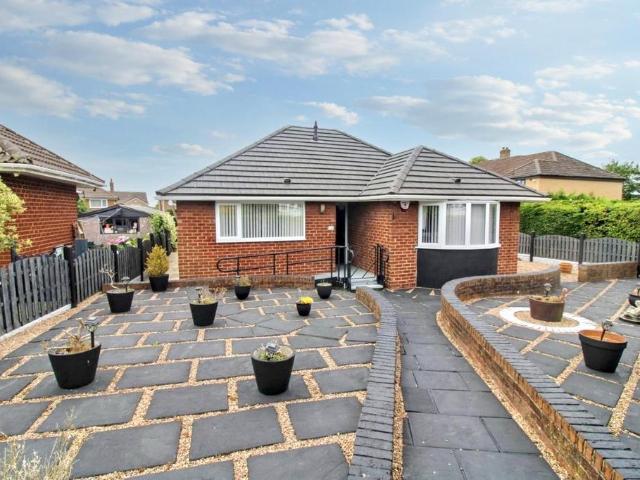 2 bedroom bungalow for sale