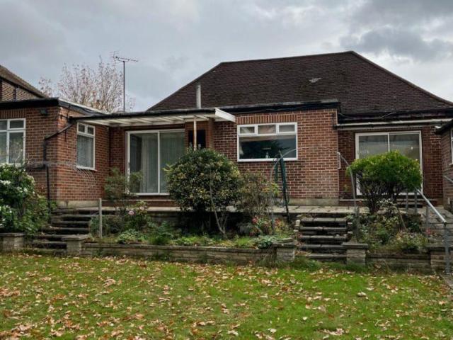 2 bedroom bungalow for sale