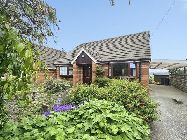 2 bedroom bungalow for sale