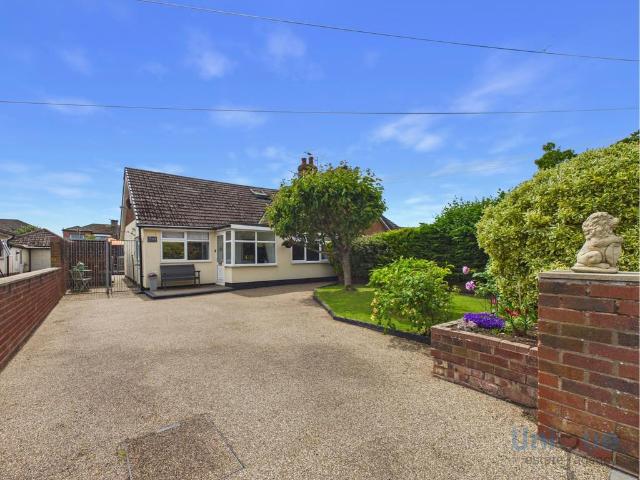 2 bedroom bungalow for sale