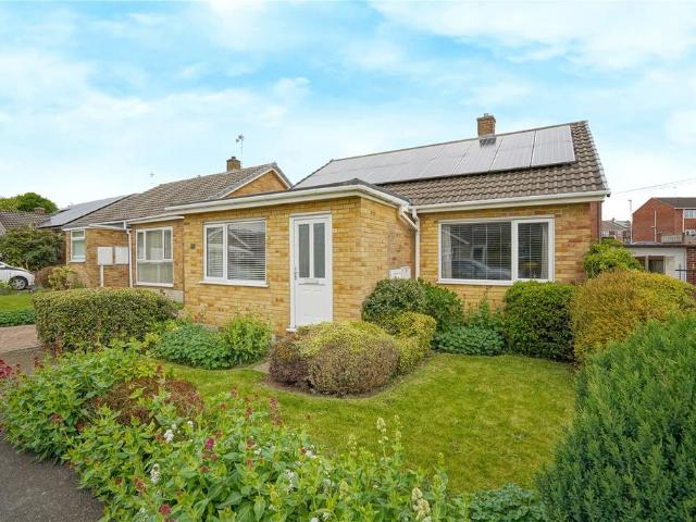 2 bedroom bungalow for sale