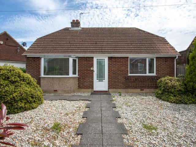 2 bedroom bungalow for sale