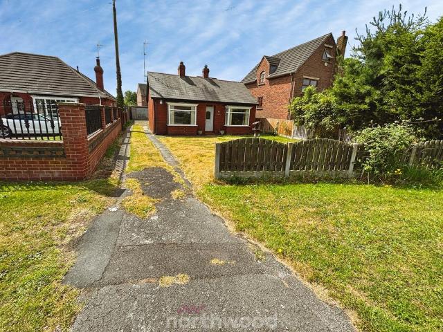 2 bedroom bungalow for sale