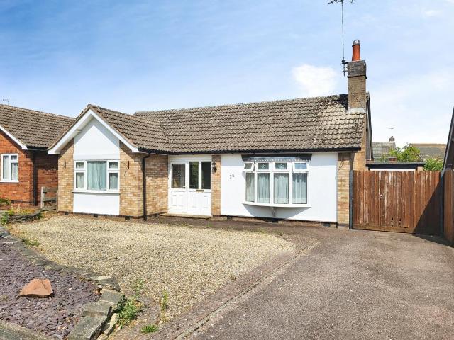 2 bedroom bungalow for sale