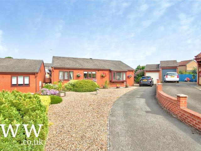 2 bedroom bungalow for sale