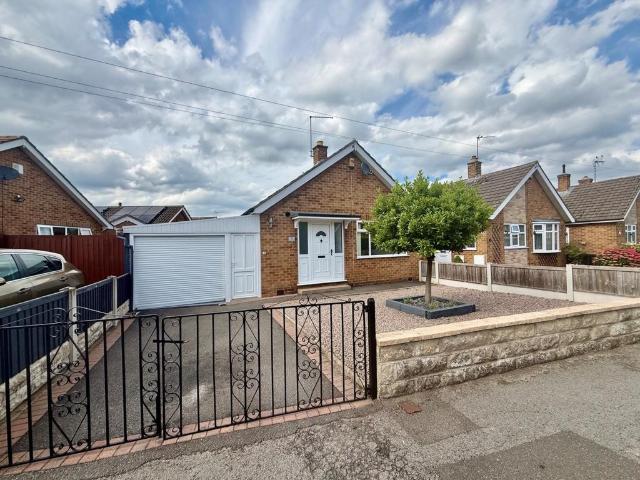 2 bedroom bungalow for sale