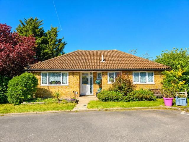 2 bedroom bungalow for sale