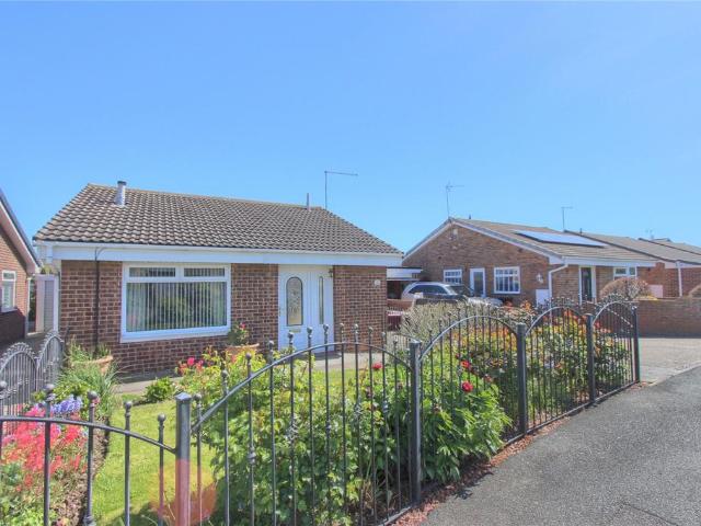 2 bedroom bungalow for sale