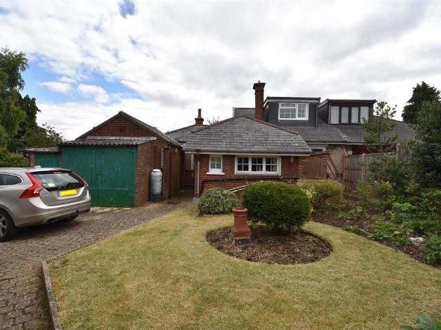 2 bedroom bungalow for sale